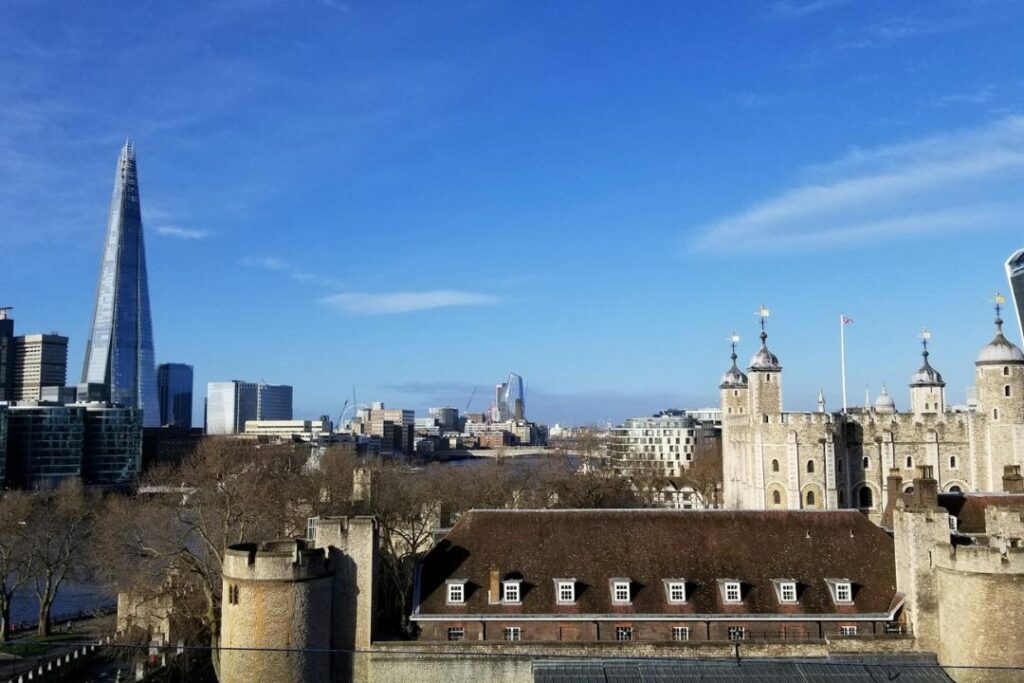 6 of the Safest Neighbourhoods in London | Crown Luxury Homes