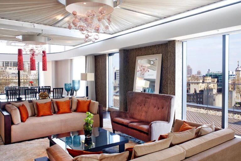Cheval Three Quays | Crown Luxury Homes